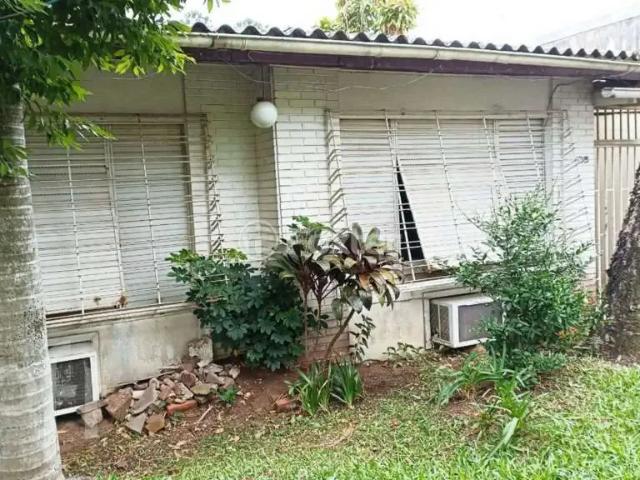 Casa / Sobrado para Venda em Porto Alegre/RS São Sebastião 3 Quartos