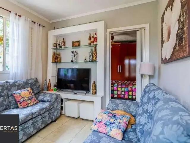 Casa / Sobrado para Venda em Porto Alegre/RS São Sebastião 3 Quartos