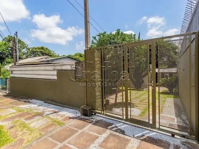 Casa / Sobrado para Venda em Porto Alegre/RS São Sebastião 3 Quartos