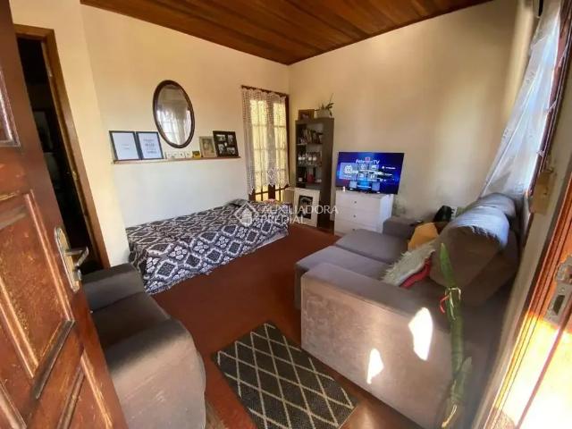 Casa / Sobrado para Venda em Porto Alegre/RS São Sebastião 3 Quartos