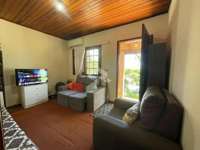 Casa / Sobrado para Venda em Porto Alegre/RS São Sebastião 3 Quartos