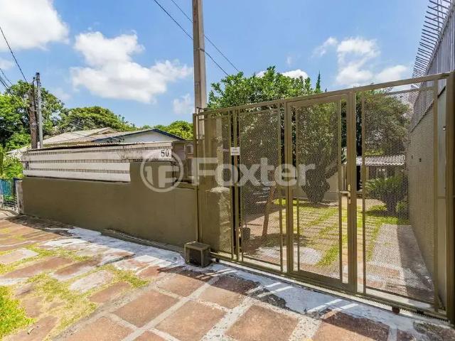 Casa / Sobrado para Venda em Porto Alegre/RS São Sebastião 3 Quartos