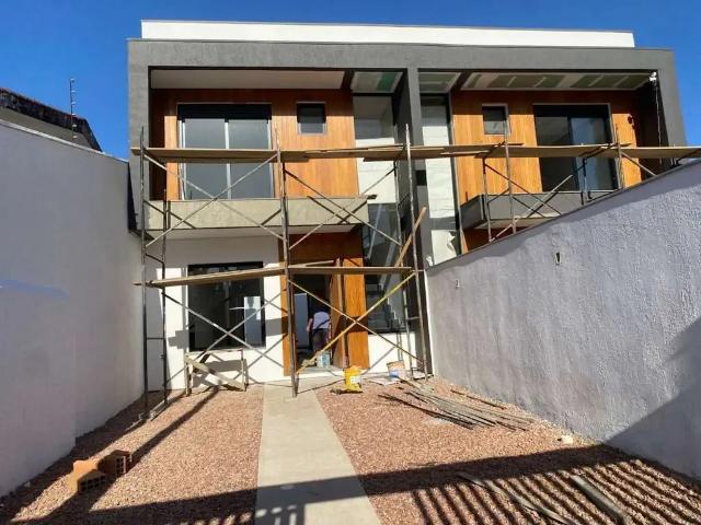 Casa / Sobrado para Venda em Porto Alegre/RS São Sebastião 3 Quartos