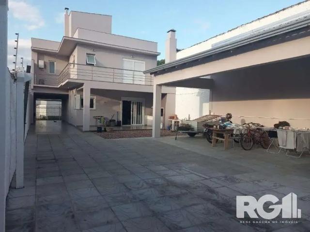 Casa / Sobrado para Venda em Porto Alegre/RS São Sebastião 3 Quartos