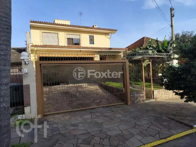 Casa / Sobrado para Venda em Porto Alegre/RS São Sebastião 3 Quartos