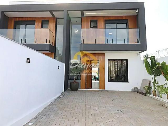 Casa / Sobrado para Venda em Porto Alegre/RS São Sebastião 3 Quartos