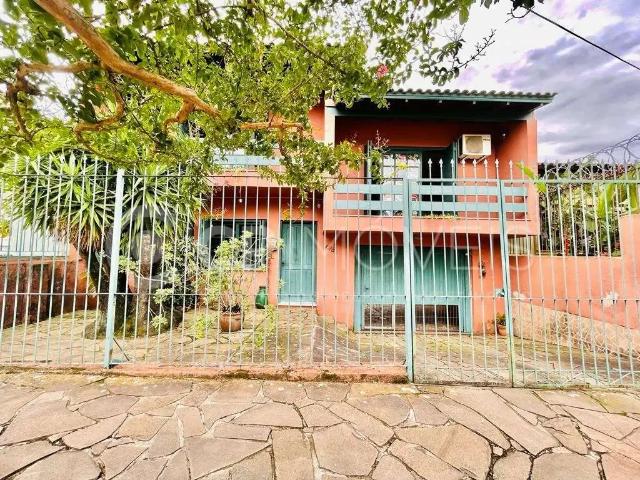 Casa / Sobrado para Venda em Porto Alegre/RS São Sebastião 3 Quartos