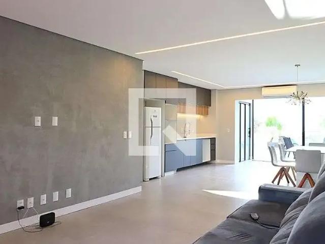 Casa / Sobrado para Venda em Porto Alegre/RS São Sebastião 3 Quartos