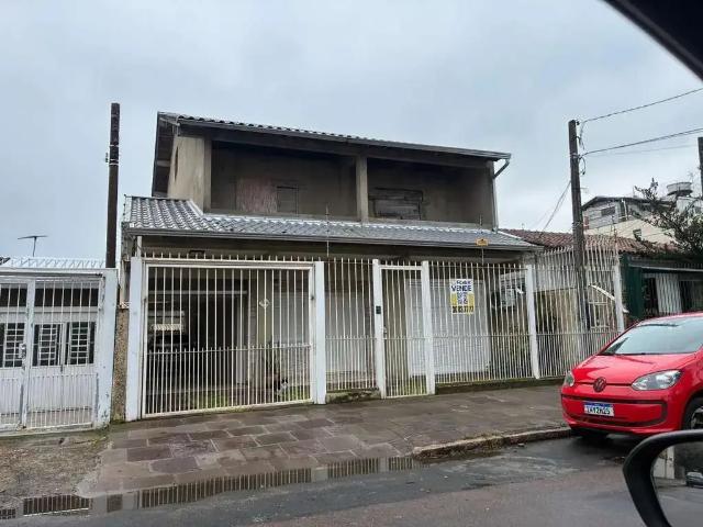 Casa / Sobrado para Venda em Porto Alegre/RS São Sebastião 4 Quartos