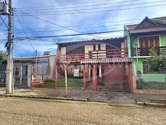 Casa / Sobrado para Venda em Porto Alegre/RS São Sebastião 4 Quartos