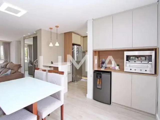 Casa / Sobrado para Venda em Porto Alegre/RS São Sebastião 4 Quartos