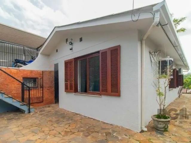 Casa / Sobrado para Venda em Porto Alegre/RS Santa Tereza 3 Quartos