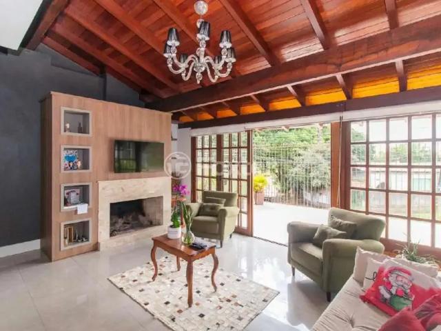 Casa / Sobrado para Venda em Porto Alegre/RS Santa Tereza 3 Quartos