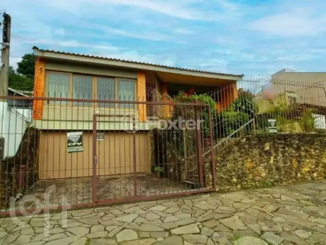 Casa / Sobrado para Venda em Porto Alegre/RS Santa Tereza 3 Quartos