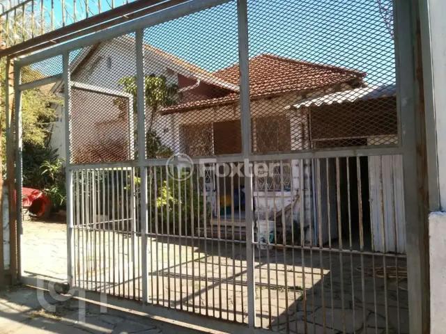 Casa / Sobrado para Venda em Porto Alegre/RS Santa Tereza 4 Quartos