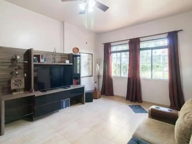Casa / Sobrado para Venda em Porto Alegre/RS Santa Tereza 4 Quartos
