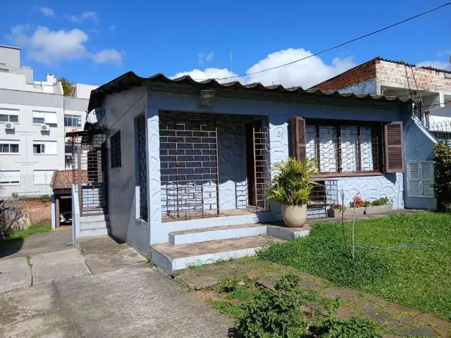 Casa / Sobrado para Venda em Porto Alegre/RS Santa Tereza 4 Quartos