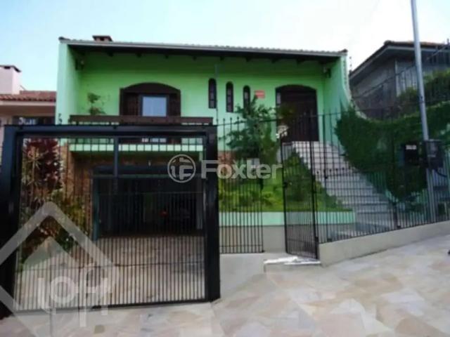 Casa / Sobrado para Venda em Porto Alegre/RS Santa Tereza 4 Quartos