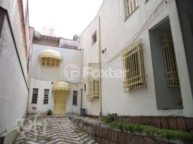 Casa / Sobrado para Venda em Porto Alegre/RS Santa Cecília 4 Quartos