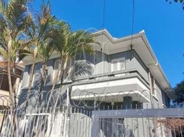 Casa / Sobrado para Venda em Porto Alegre/RS Santa Cecília 5 Quartos