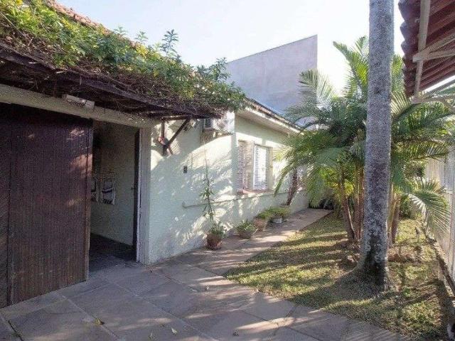 Casa / Sobrado para Venda em Porto Alegre/RS Santa Maria Goretti 3 Quartos