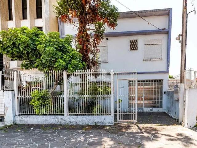Casa / Sobrado para Venda em Porto Alegre/RS Santa Maria Goretti 3 Quartos