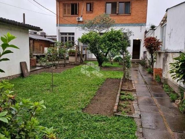 Casa / Sobrado para Venda em Porto Alegre/RS Santa Maria Goretti 3 Quartos