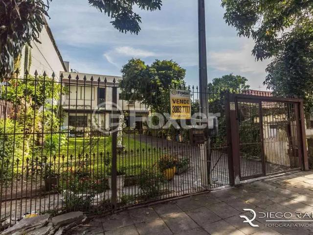 Casa / Sobrado para Venda em Porto Alegre/RS Santa Maria Goretti 5 Quartos