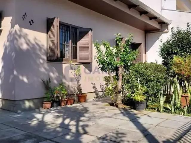 Casa / Sobrado para Venda em Porto Alegre/RS Santa Rosa de Lima 4 Quartos
