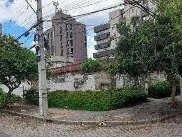 Casa / Sobrado para Venda em Porto Alegre/RS Santana 2 Quartos