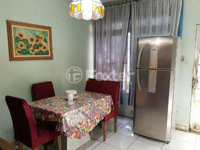 Casa / Sobrado para Venda em Porto Alegre/RS Santana 3 Quartos