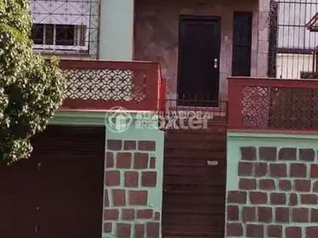 Casa / Sobrado para Venda em Porto Alegre/RS Santana 3 Quartos