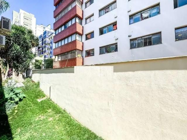 Casa / Sobrado para Venda em Porto Alegre/RS Santana 3 Quartos