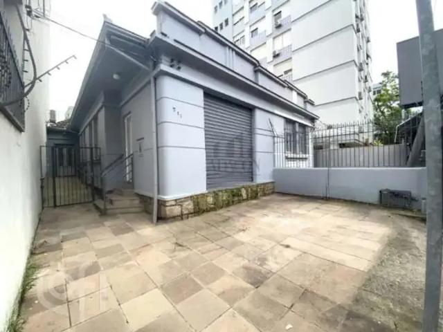 Casa / Sobrado para Venda em Porto Alegre/RS Santana 3 Quartos