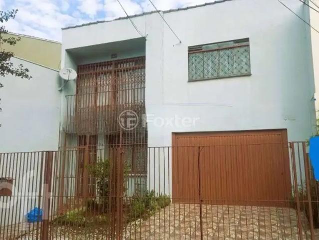 Casa / Sobrado para Venda em Porto Alegre/RS Santana 4 Quartos