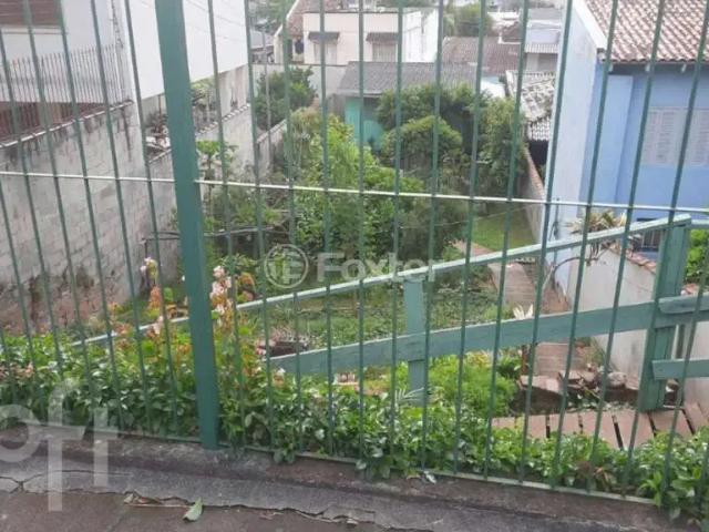 Casa / Sobrado para Venda em Porto Alegre/RS Santo Antônio 1 Quartos