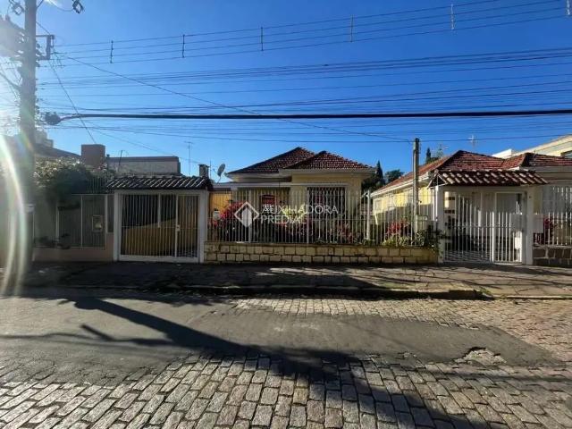 Casa / Sobrado para Venda em Porto Alegre/RS Santo Antônio 2 Quartos