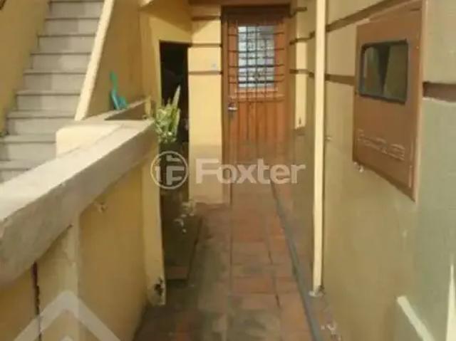 Casa / Sobrado para Venda em Porto Alegre/RS Santo Antônio 2 Quartos