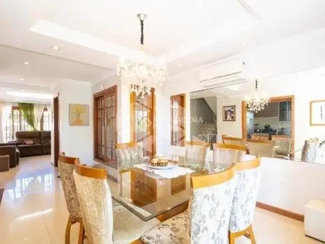 Casa / Sobrado para Venda em Porto Alegre/RS Santo Antônio 3 Quartos