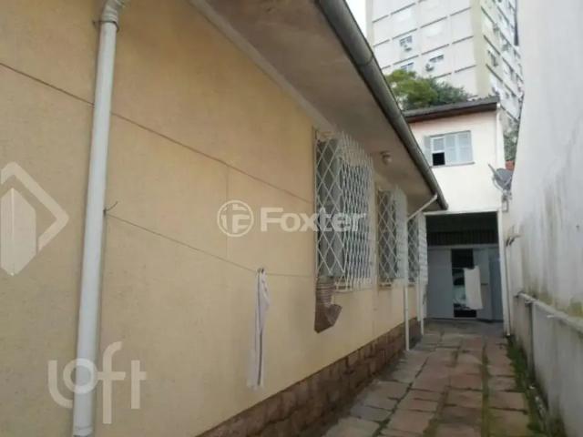 Casa / Sobrado para Venda em Porto Alegre/RS Santo Antônio 3 Quartos