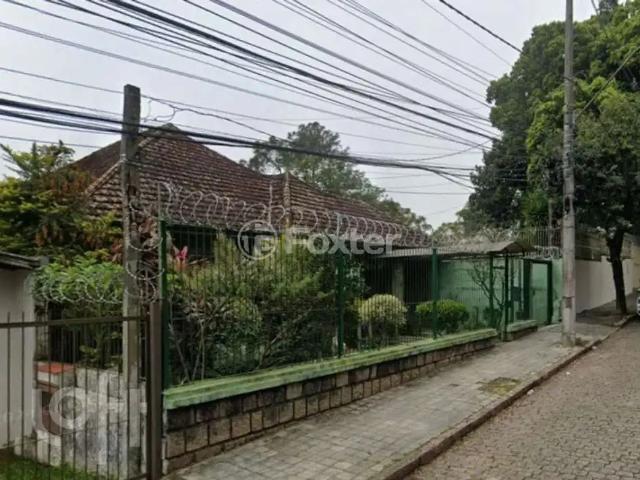 Casa / Sobrado para Venda em Porto Alegre/RS Santo Antônio 3 Quartos