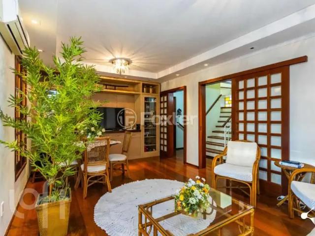 Casa / Sobrado para Venda em Porto Alegre/RS Santo Antônio 3 Quartos