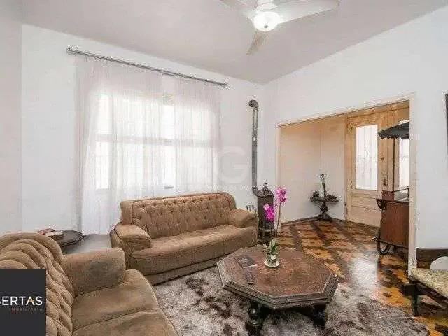 Casa / Sobrado para Venda em Porto Alegre/RS Santo Antônio 3 Quartos