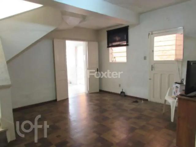 Casa / Sobrado para Venda em Porto Alegre/RS Santo Antônio 3 Quartos