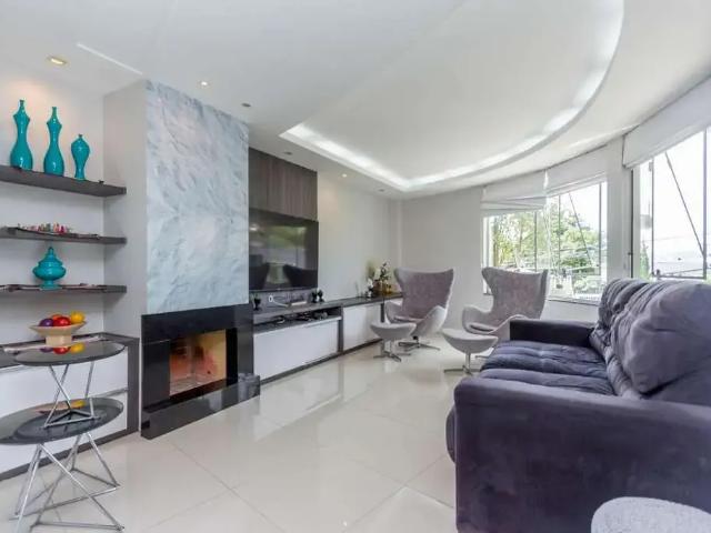 Casa / Sobrado para Venda em Porto Alegre/RS Santo Antônio 3 Quartos