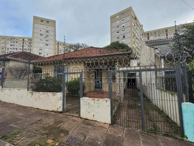 Casa / Sobrado para Venda em Porto Alegre/RS Santo Antônio 3 Quartos