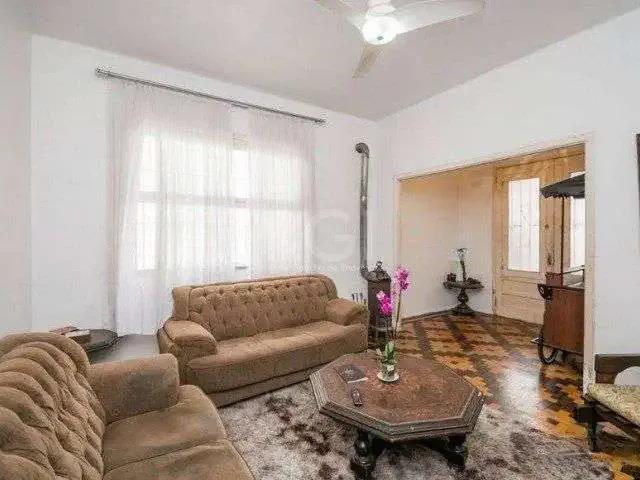 Casa / Sobrado para Venda em Porto Alegre/RS Santo Antônio 3 Quartos