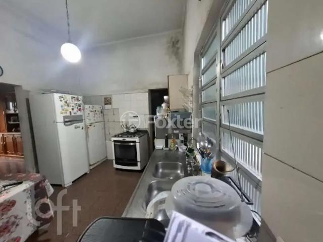 Casa / Sobrado para Venda em Porto Alegre/RS Santo Antônio 4 Quartos
