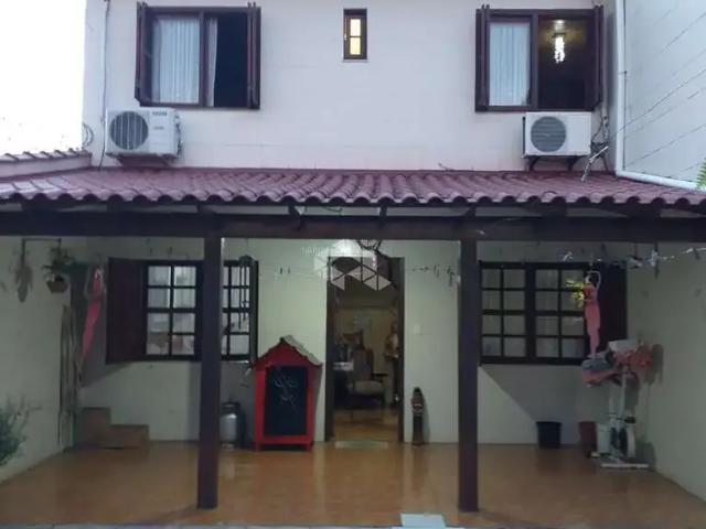 Casa / Sobrado para Venda em Porto Alegre/RS Sarandi 2 Quartos