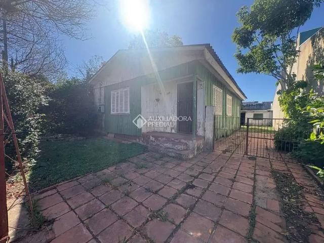 Casa / Sobrado para Venda em Porto Alegre/RS Sarandi 2 Quartos